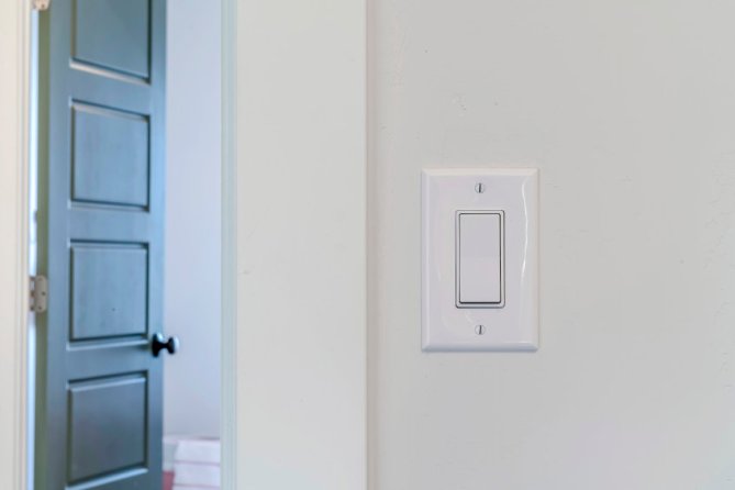 8 Modern Options for Electrical Switches